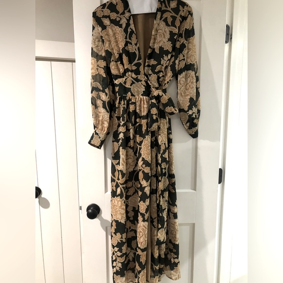 Dress Forum | Dresses | Long Sleeve Wrap Dress | Poshmark